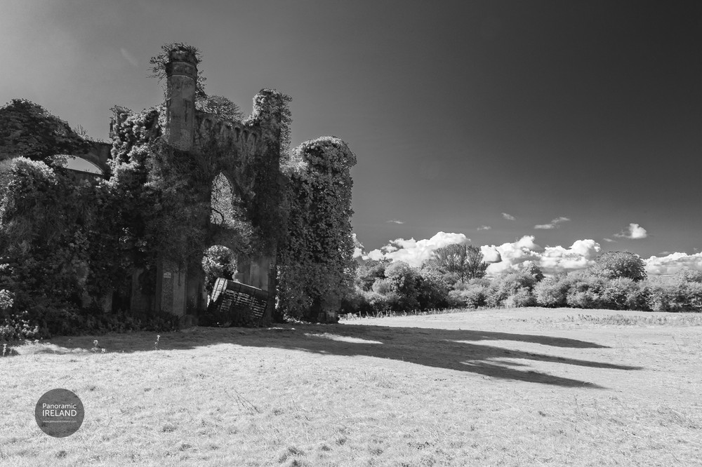 The Unforgettable Fire at Moydrum Castle